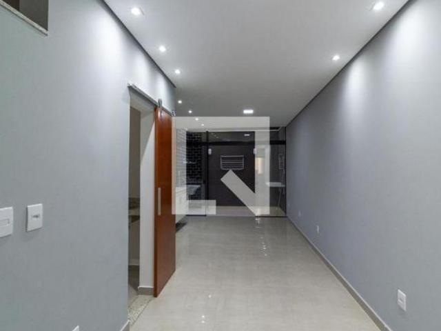 Casa à Venda Vila Carrão, 2 Quartos, 100 m² São Paulo