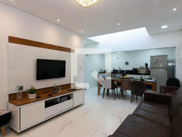 Casa à Venda Vila Carrão, 2 Quartos, 250 m2