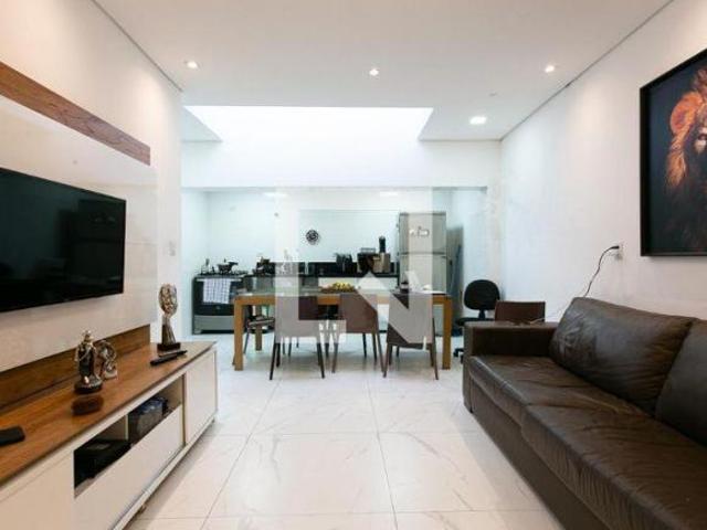 Casa à Venda Vila Carrão, 2 Quartos, 250 m² São Paulo