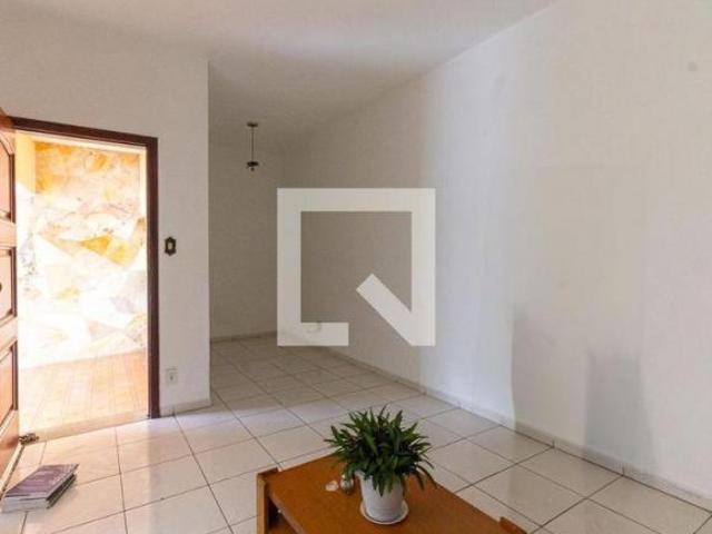 Casa à Venda Vila Carrão, 2 Quartos, 200 m2