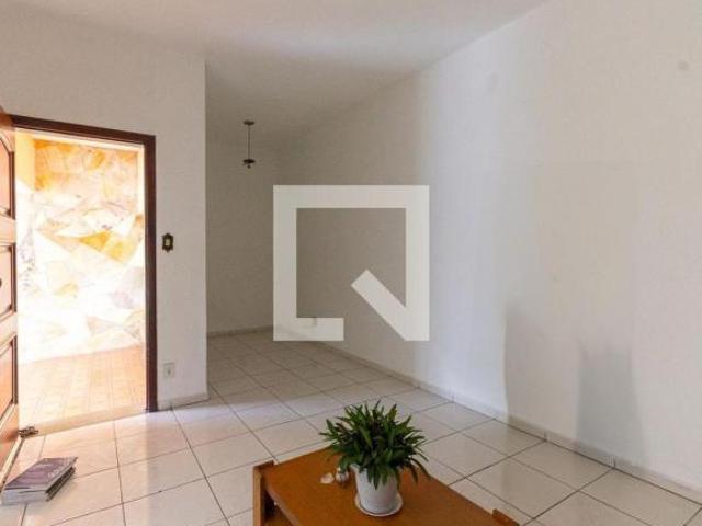 Casa à Venda Vila Carrão, 2 Quartos, 200 m2