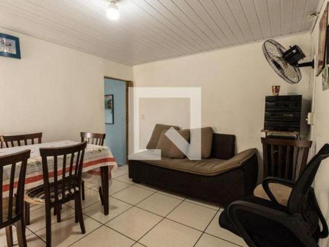 Casa à Venda Vila Carrão, 7 Quartos, 230 m² São Paulo