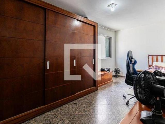 Casa à Venda Vila Carrão, 4 Quartos, 150 m2