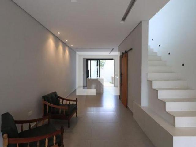 Casa à Venda Vila Carrão, 4 Quartos, 150 m2