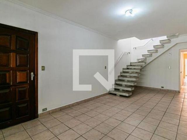 Casa à Venda Vila Carrão, 4 Quartos, 150 m² São Paulo