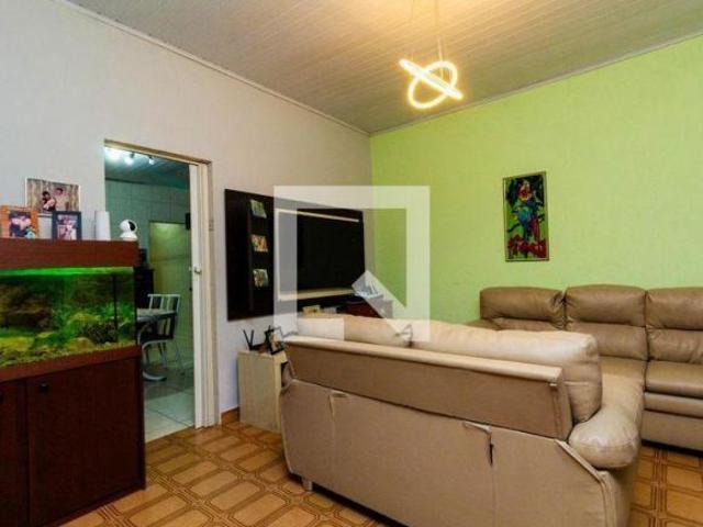 Casa à Venda Vila Carrão, 4 Quartos, 180 m² São Paulo