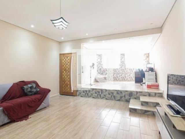 Casa à Venda Vila Carrão, 4 Quartos, 195 m2