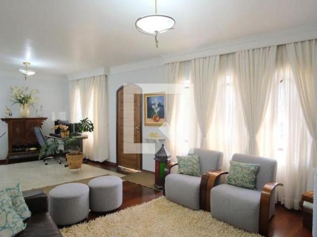 Casa à Venda Vila Carrão, 4 Quartos, 250 m2