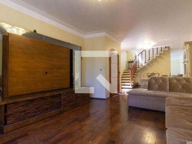 Casa à Venda Vila Carrão, 4 Quartos, 251 m2