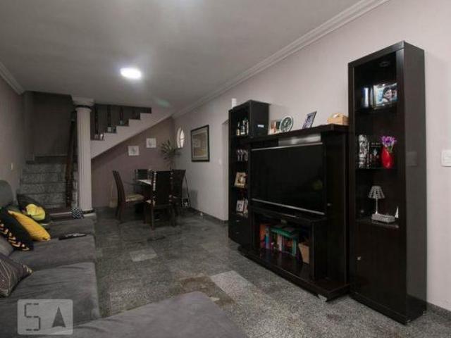 Casa à Venda Vila Carrão, 4 Quartos, 290 m² São Paulo