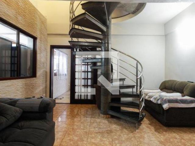 Casa à Venda Vila Carrão, 4 Quartos, 330 m2