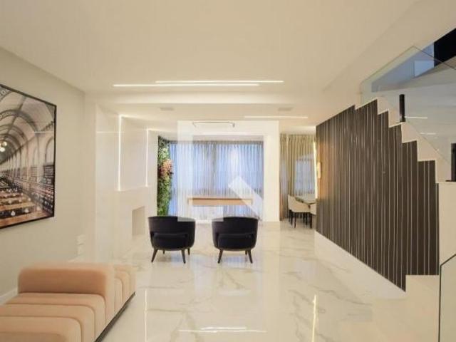 Casa à Venda Vila Carrão, 5 Quartos, 356 m2