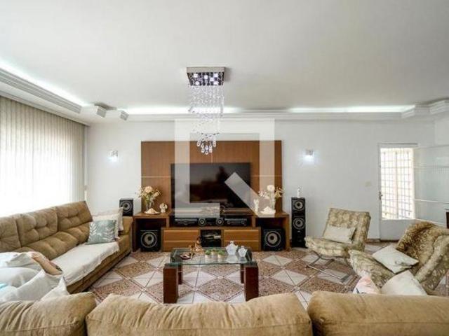 Casa à Venda Vila Carrão, 5 Quartos, 387 m² São Paulo