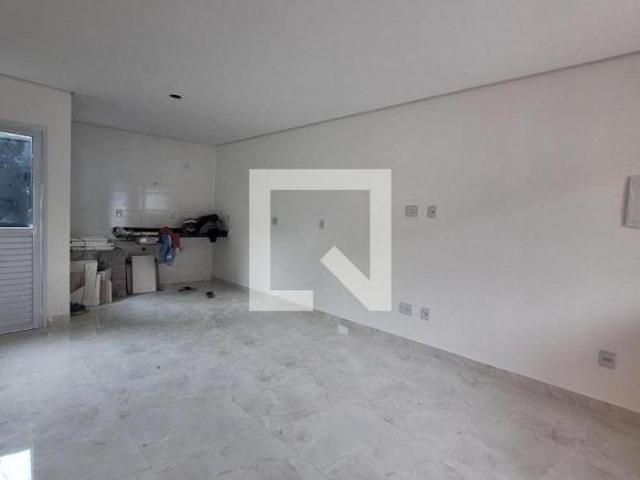 Casa à Venda Vila Cecília Maria, 2 Quartos, 56 m2