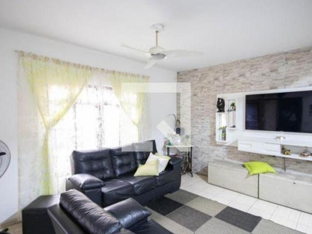 Casa à Venda Vila Constança, 3 Quartos, 166 m2
