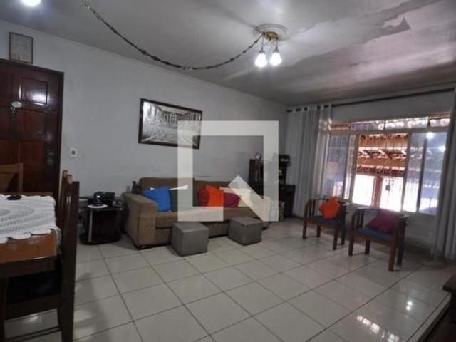 Casa à Venda Vila Constança, 3 Quartos, 180 m2