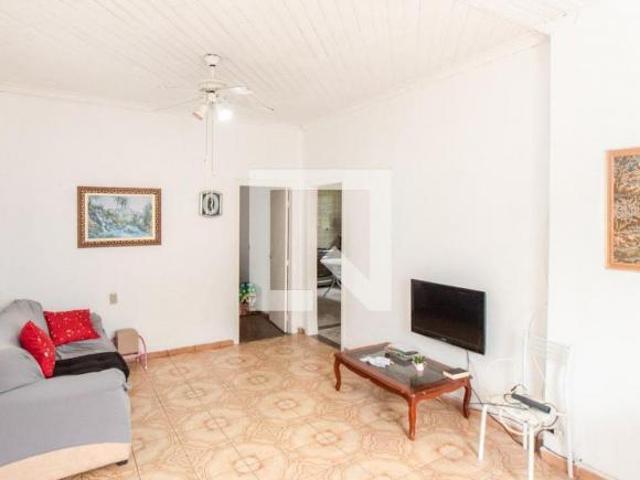 Casa à Venda Vila Constança, 3 Quartos, 200 m2