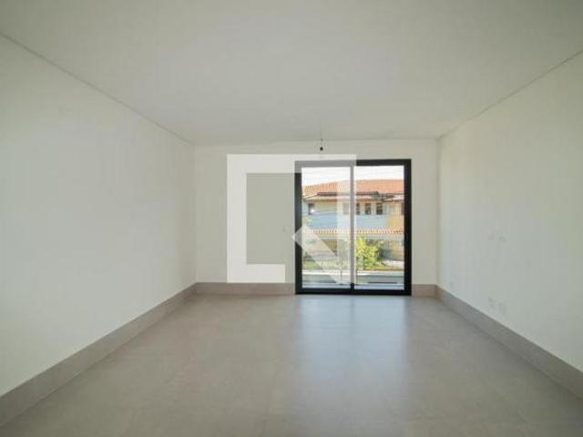 Casa à Venda Vila Constança, 3 Quartos, 230 m² São Paulo