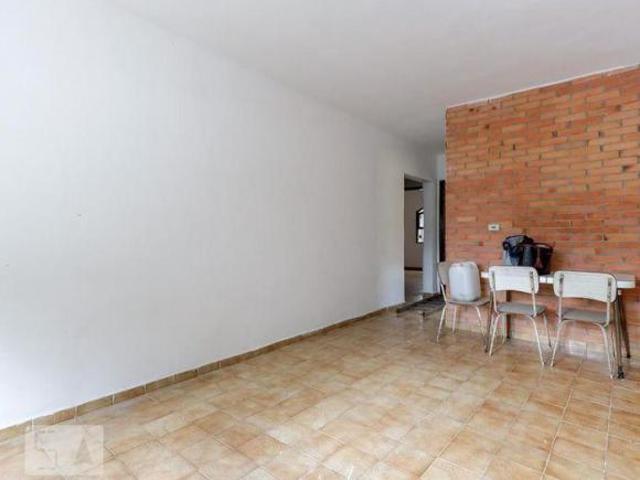Casa à Venda Vila Constança, 2 Quartos, 180 m² São Paulo
