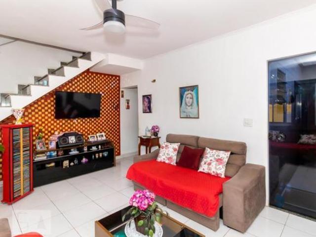 Casa à Venda Vila Constança, 2 Quartos, 240 m2