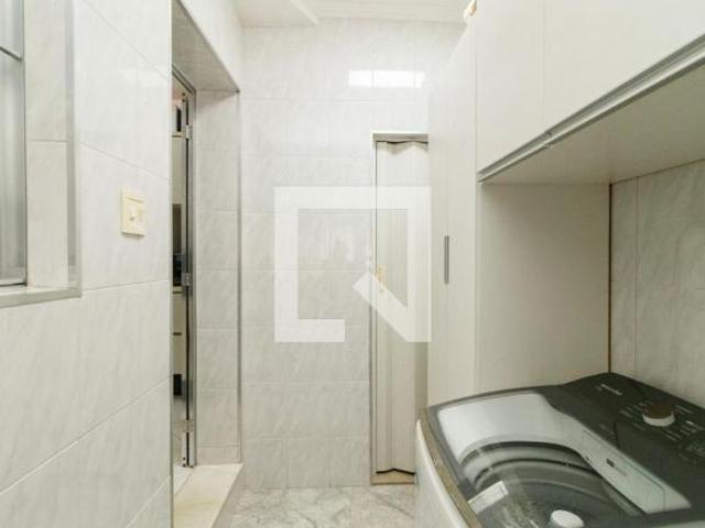 Casa à Venda Vila Constança, 2 Quartos, 220 m2