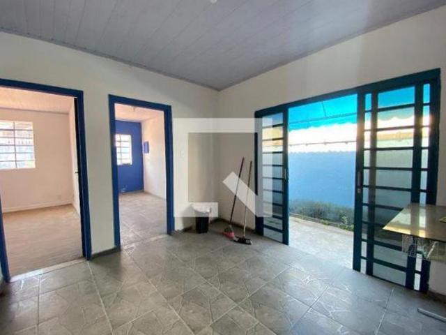 Casa à Venda Vila Constança, 7 Quartos, 240 m² São Paulo