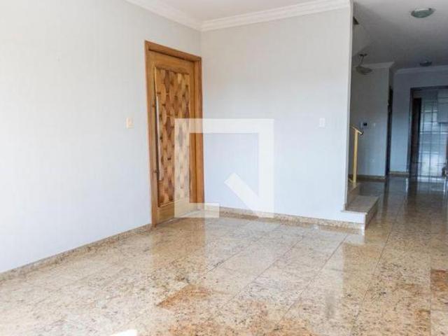 Casa à Venda Vila Constança, 4 Quartos, 150 m² São Paulo