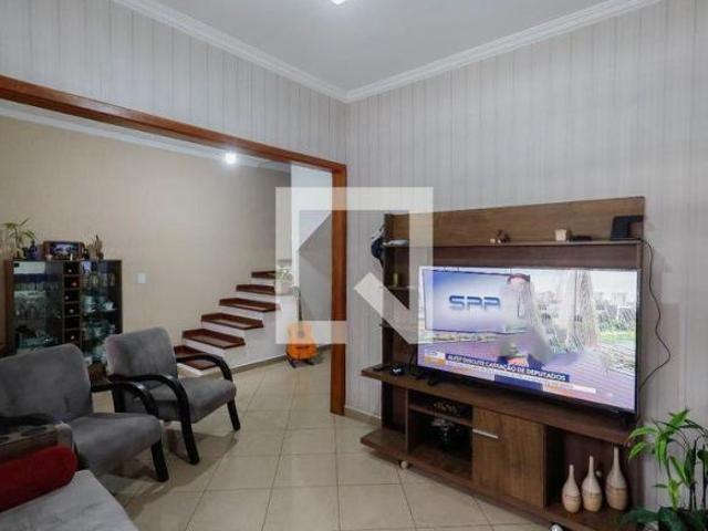 Casa à Venda Vila Constança, 4 Quartos, 201 m² São Paulo