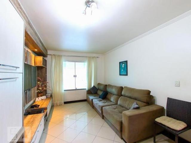 Casa à Venda Vila Constança, 4 Quartos, 220 m² São Paulo