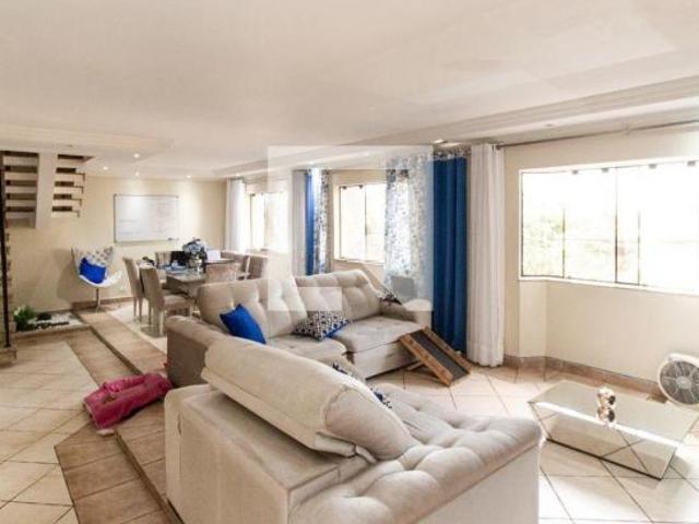 Casa à Venda Vila Constança, 4 Quartos, 375 m2