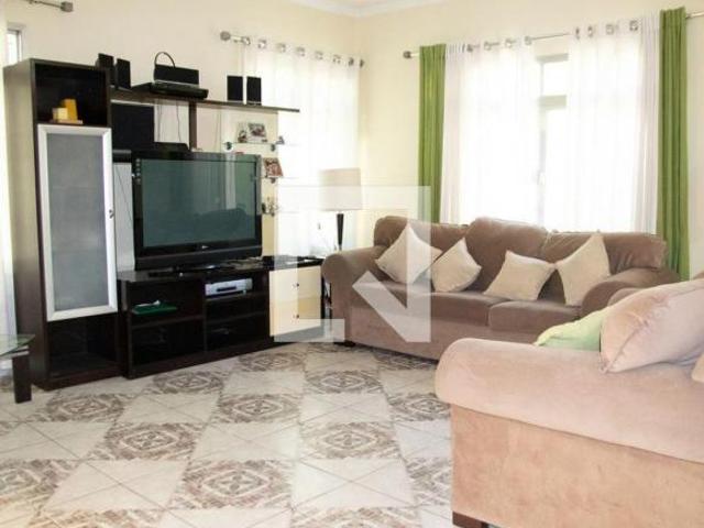 Casa à Venda Vila Constança, 4 Quartos, 300 m2
