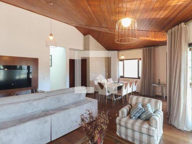 Casa à Venda Vila Constança, 4 Quartos, 325 m2