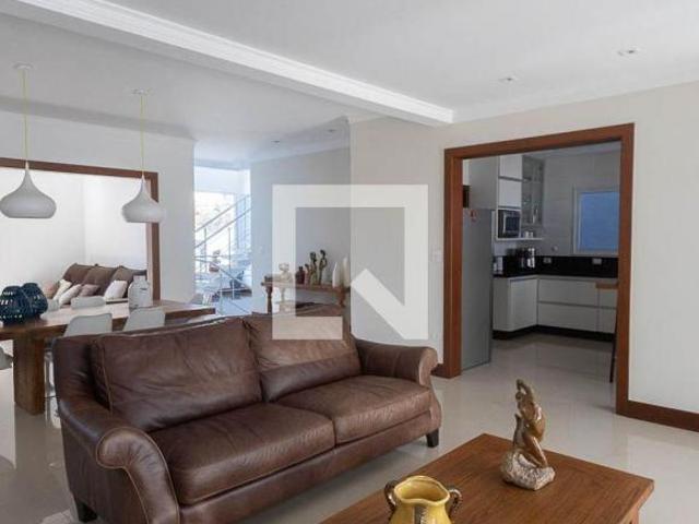 Casa à Venda Vila Constança, 4 Quartos, 420 m2