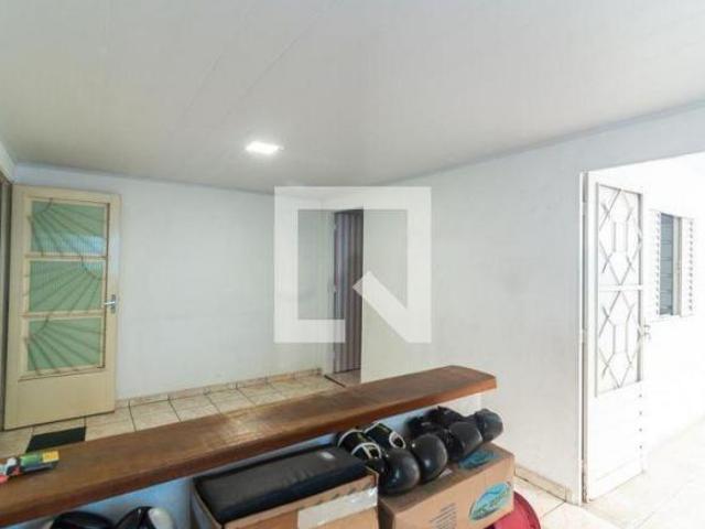 Casa à Venda Vila Constança, 6 Quartos, 225 m² São Paulo