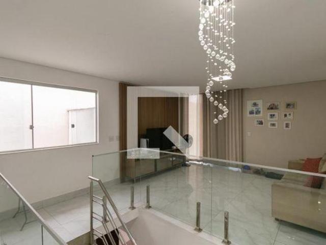 Casa à Venda Vila Cloris, 3 Quartos, 180 m² Belo Horizonte