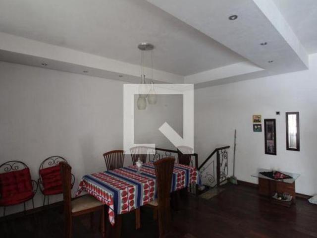 Casa à Venda Vila Cloris, 3 Quartos, 223 m² Belo Horizonte