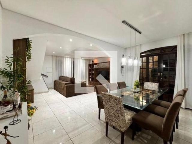 Casa à Venda Vila Curuça, 4 Quartos, 230 m² Santo André