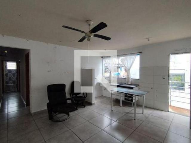 Casa à Venda Vila das Mercês, 2 Quartos, 400 m2