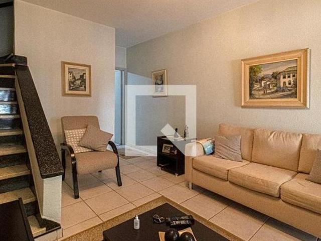 Casa à Venda Vila das Mercês, 2 Quartos, 100 m2