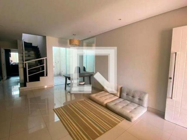 Casa à Venda Vila das Mercês, 2 Quartos, 123 m² São Paulo