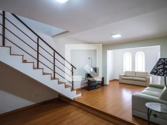 Casa à Venda Vila das Mercês, 2 Quartos, 125 m2