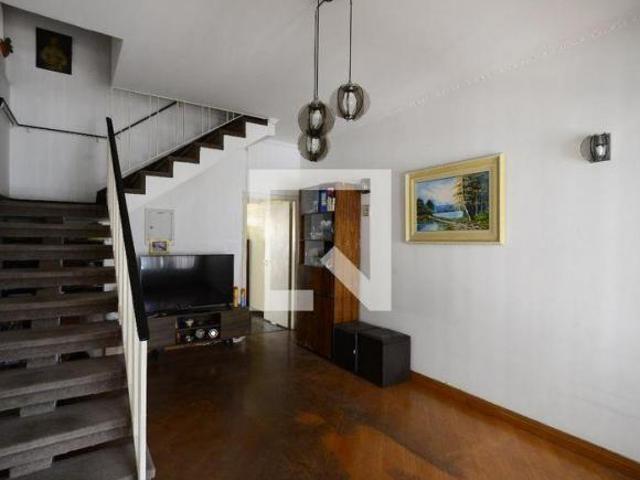 Casa à Venda Vila das Mercês, 2 Quartos, 126 m2