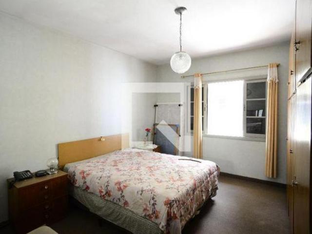 Casa à Venda Vila das Mercês, 2 Quartos, 126 m2