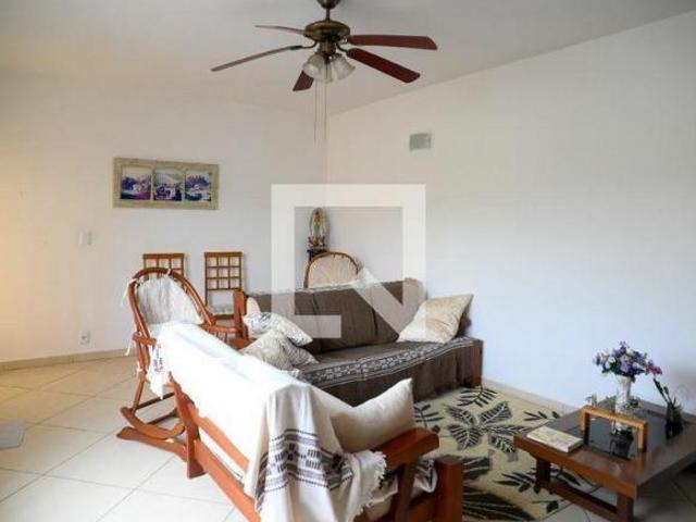 Casa à Venda Vila das Mercês, 2 Quartos, 150 m² São Paulo