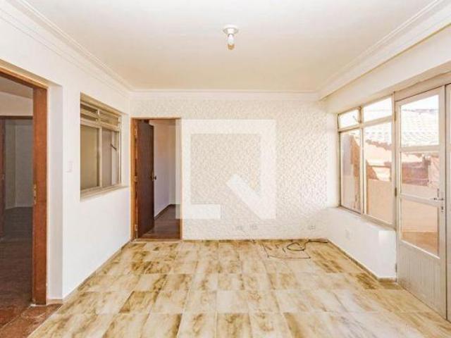 Casa à Venda Vila das Mercês, 2 Quartos, 250 m2