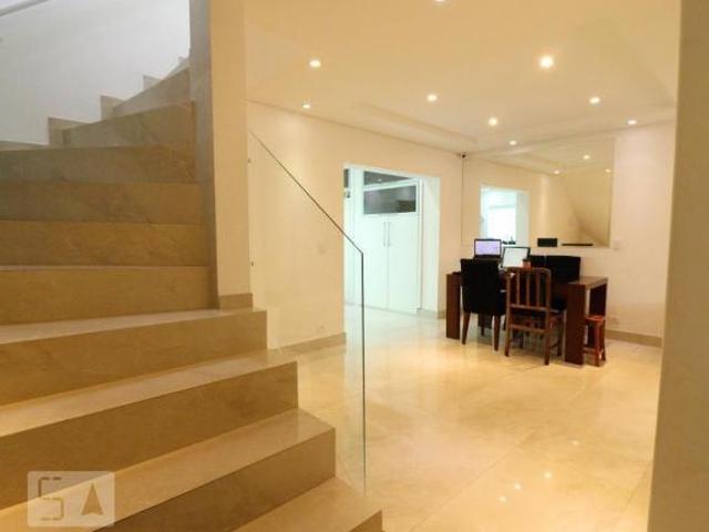 Casa à Venda Vila das Mercês, 3 Quartos, 135 m2