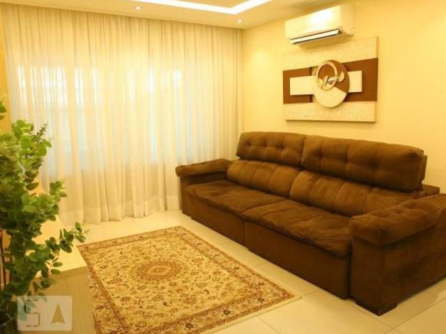 Casa à Venda Vila das Mercês, 3 Quartos, 160 m² São Paulo