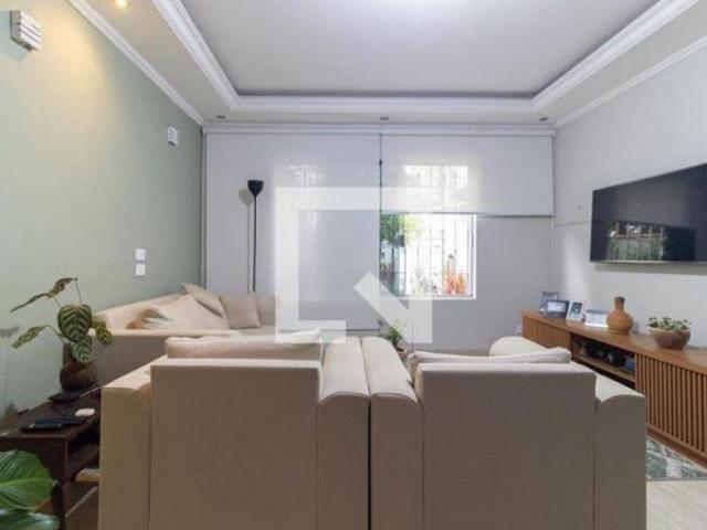 Casa à Venda Vila das Mercês, 3 Quartos, 198 m² São Paulo