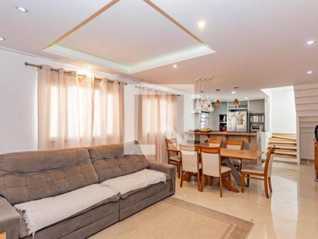Casa à Venda Vila das Mercês, 3 Quartos, 200 m2