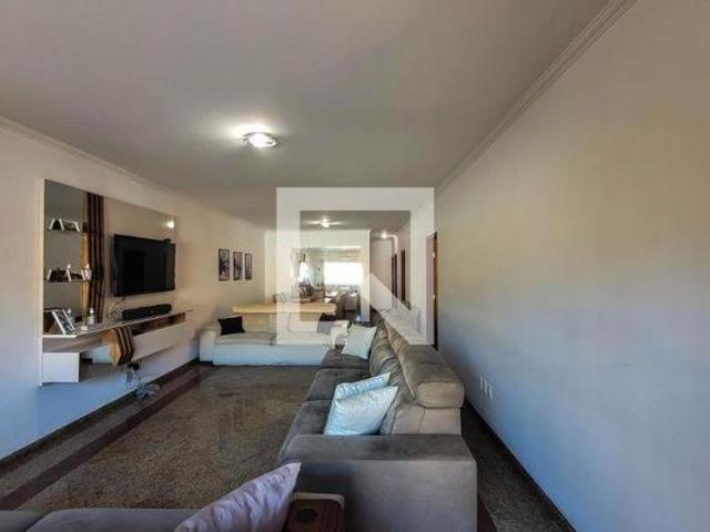 Casa à Venda Vila das Mercês, 3 Quartos, 200 m² São Paulo